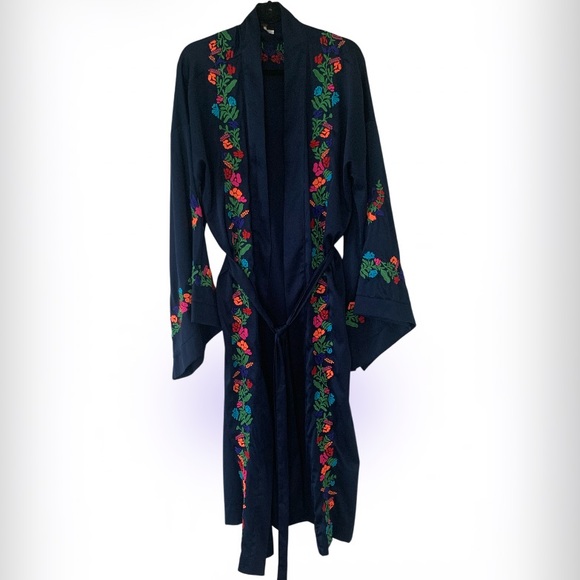Free People | Intimates & Sleepwear | Free People Kimono Robe Small ...